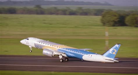 Video Embraer E190 E2 Performed Tail Strike Tests