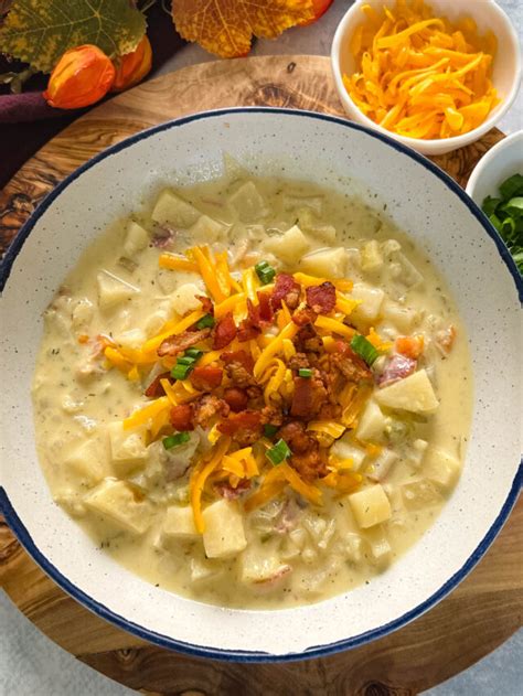 Slow Cooker Loaded Bacon And Potato Soup Stay Snatched