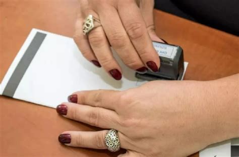 Печатите за СИК пристигнаха в Русе Tvn Bg