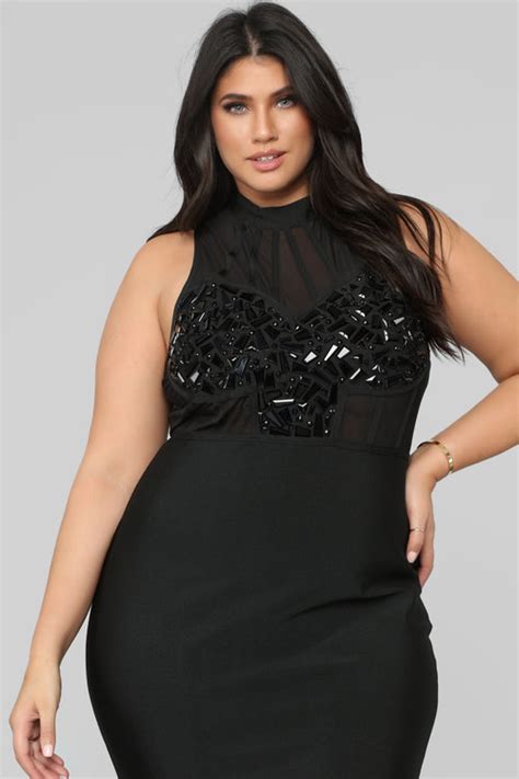 Plus Black Dresses