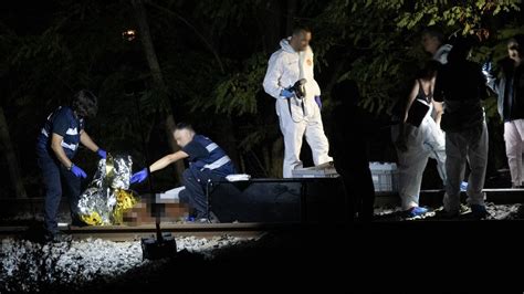 Cuatro Jóvenes Mueren Arrollados Por Un Tren Cerca De Barcelona En Un