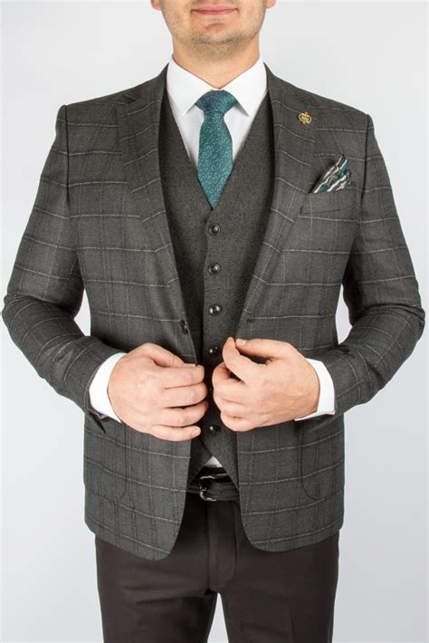 Купить мужские костюмы на распродаже Москва Mens Segment