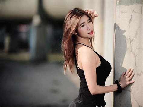 22歲港產女優alice Wong為養兒下海 自爆遭前夫嫌棄產後身材「走樣」 最新娛聞 東方新地