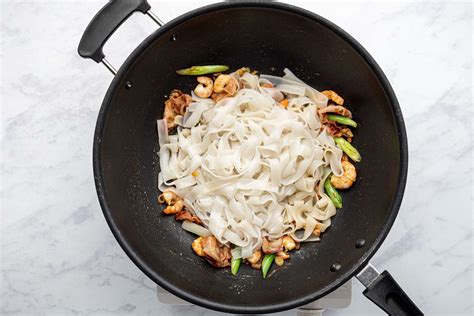 Char Kway Teow Malaysian Stir Fried Rice Noodles Recipe