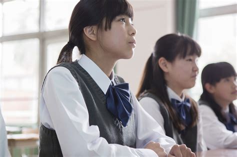 已婚女老師偷吃體育老師 放學校內大戰十次 Japhub 日本集合