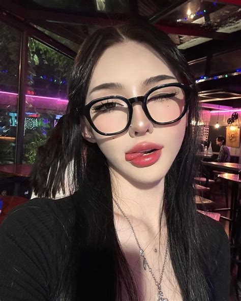 Blue Makeup Asian Makeup Pretty Makeup Makeup Looks Japanese Face