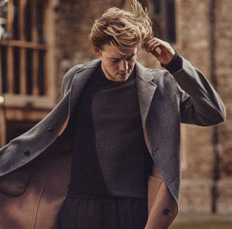 Joe Alwyn Photoshoot Gq Photoshoot Joes