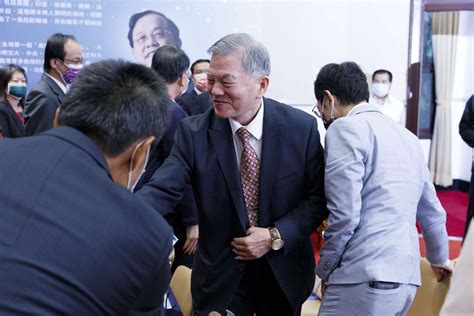 2021 年行政院傑出科技貢獻獎
