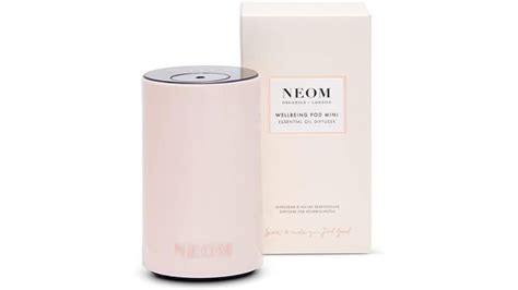 Neom Wellbeing Pod Mini Essential Oil Diffuser Review Aromatherapy