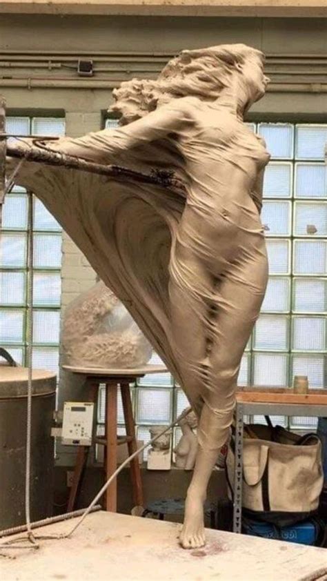 Romantic Sculptures By The Artist Luo Li Rong Artisti Barocco Rinascimento