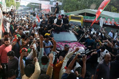 Pakistans Ex PM Imran Khan Arrested EFE