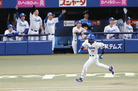 中日、連敗ストップ！ 打線シャッフル奏功、先制許すも逆転 先発・松葉貴大は5イニング1失点で3勝目：中日スポーツ・東京中日スポーツ