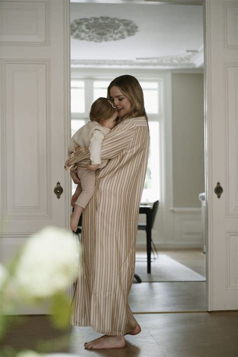 Jans Nieuwe Nummer Is Hier Met Simone Weimans Op De Cover