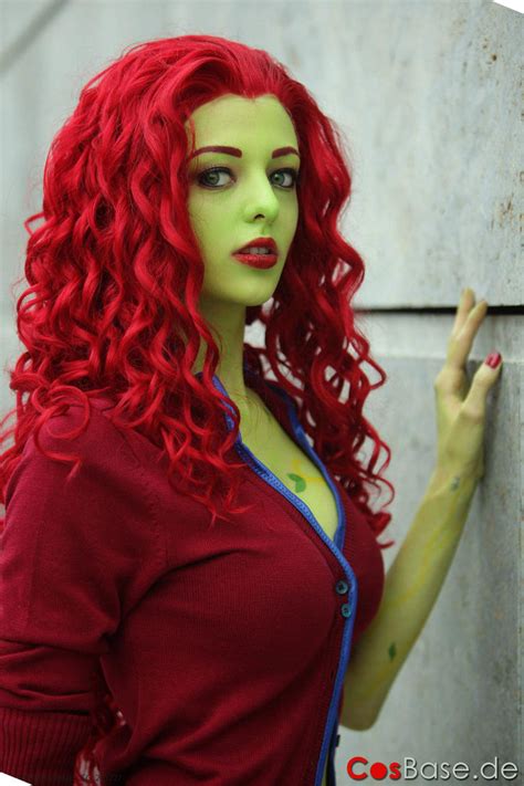 Batman Arkham Asylum Poison Ivy Batmanassociates
