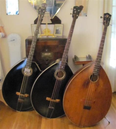 Gibson Mandobass