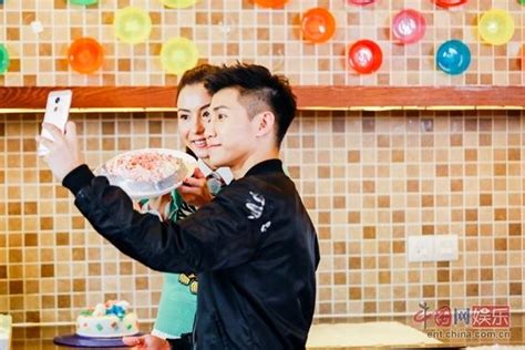 《女神的選擇》張栢芝約會小鮮肉譜曲姐弟戀 每日頭條