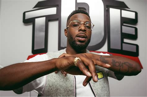 Video Showing Rapper Isaiah Rashad Engaged In Oral Sex With Multiple