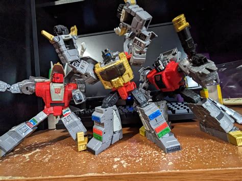 The Best Set Of Dinobots Weve Gotten So Far Hope The Last Two Will Be