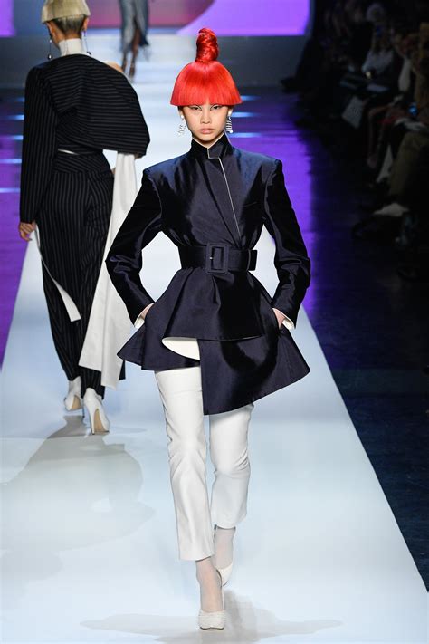 Squid Game See Hoyeon Jungs Best Runway Moments Ps Fashion