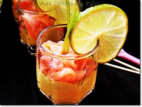 Verrine de saumon fumé à la purée d avocat Aux délices du palais