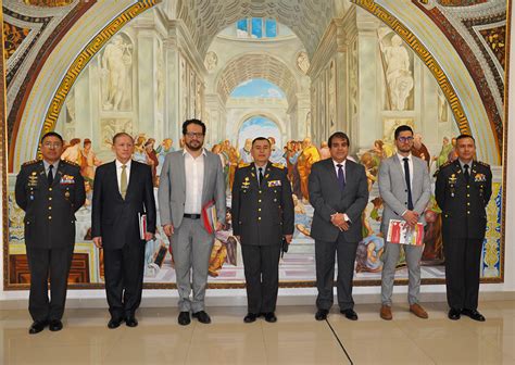 Academia de Guerra del Ejército realiza lanzamiento de revista