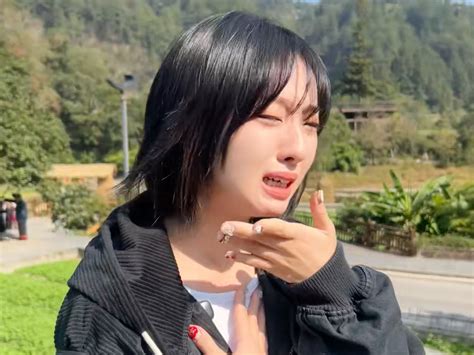 这里有个门要喝12杯酒可以进去的！！对我来说好难呀~