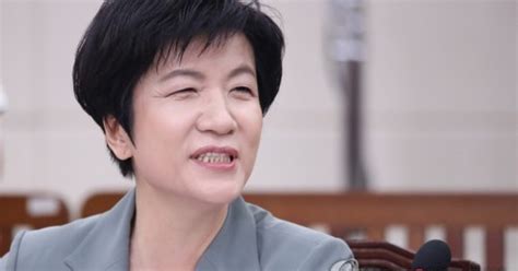 김영주식 여성 승진할당제·성별임금공시제 눈길