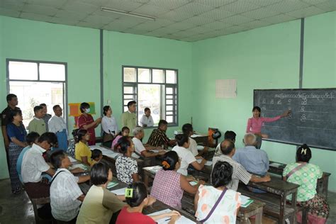 တောင်ငူမြို့နယ် ရပ်ကွက်နှင့် ကျေးရွာများအတွင်းရှိ စာမတတ်မြောက်သူများ စာတတ်မြောက်ရေးစာသင်ဝိုင်းမ