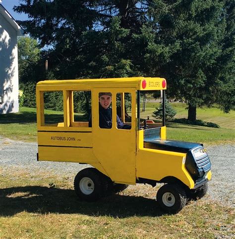 The Heartwarming Story Behind This Miniature School Bus Our Canada