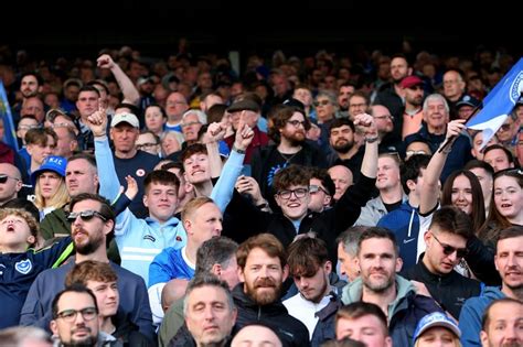 106 Perfect Pompey Pictures Of Portsmouth Fc Playing Wigan Athletic In