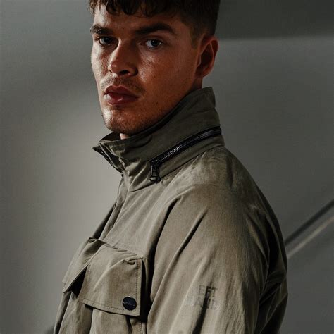 Was Passiert Eigentlich Bei Left Hand Sapeur One Step Beyond