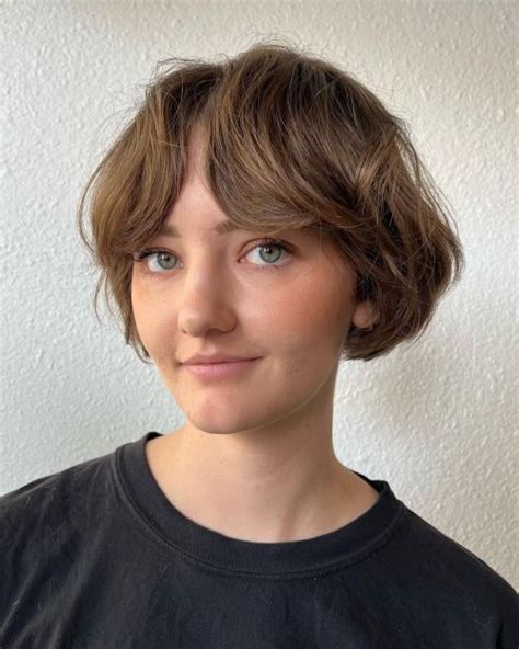 Delightful Short Bob For Wavy Hair Short Textured Bob Short Pixie Bob
