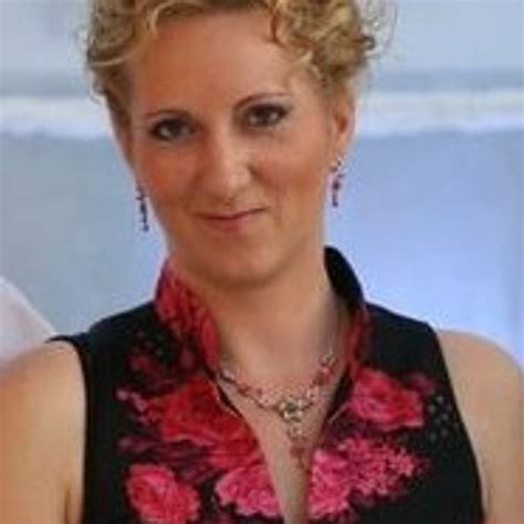 Stream Elizabeth Arie Music Listen To Songs Albums Playlists For