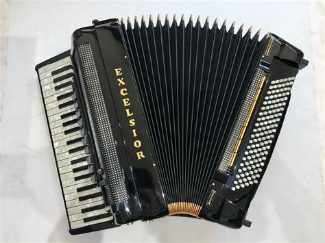 Excelsior Symphony Gold 120 Bass Midi Accordion