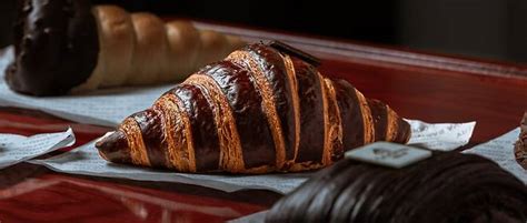 고급 초코소라빵 고디바 베이커리 키덜트 라이프