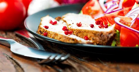 Как приготовить свинину в духовке Фото