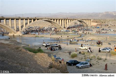 ایسنا مروری بر جاذبه های گردشگری رودانرودخانه و پل آبنما،زشت و زیبا