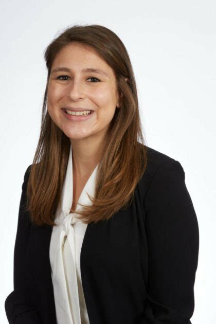 Haylie Gordon Ny Investment Management Attorney Thsh