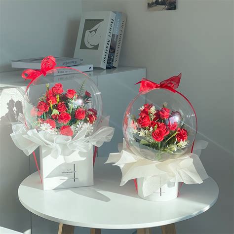 Yoni ꜰʟᴏᴡᴇʀ And ʙᴀʟʟᴏᴏɴ 크리스마스 이브🎄 신기하게도 레드 주문건이 유독 많네용 ️ ⠀ 요니벌룬 ️ 생화만큼 예쁜 고급 실크플라워로 제작해요💕 ️ 공기