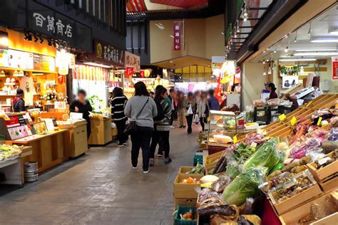 【石川県／金沢市】近江町市場を徹底取材！ 名物の海鮮丼などおすすめのメニューをご紹介 たびこふれ