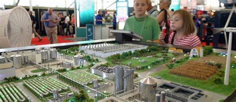Energy Livestock Crops Linked In Future Farm Concept The Western