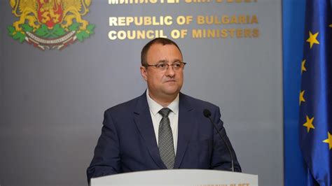 Правителството е ангажирано с довършването на околовръстния път на