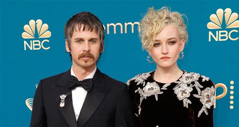 Julia Garner Shows Off Her Stomach At Emmys 2022 With Husband Mark