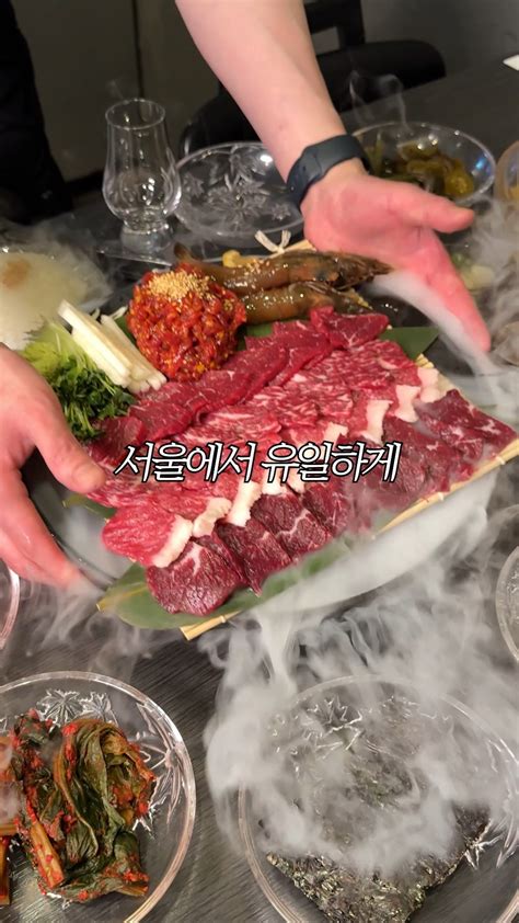 혜리 게장 플렉스를 원한다면 여기로🦀 교대역에 있는 간장게장 맛집인데 여긴 ㄹㅇ레전드 아니 알이 이렇게 꽉차있음 무조건 밥 두공이자나 긴 설명 안한다