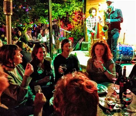 New Orleans Frenchmen Street Music And Drinks Tour