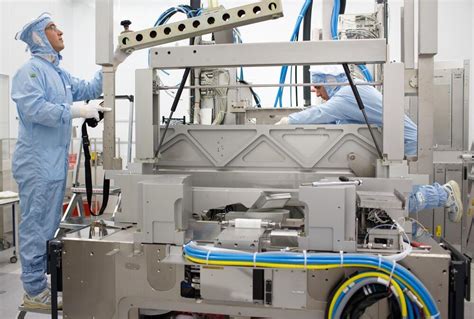 Chip Machine Maker Asml Will Grow Into A 500 Billion Business Next