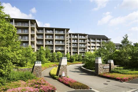 中途採用 株式会社ハーフ・センチュリー・モア 採用情報