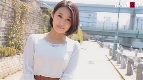 「本物人妻レーベル史上最高のfカップ柔餅おっぱい 片瀬千紗 30歳 最終章 前から後ろから群がる生棒 一日中3pand5p 初めての膣内ナマ中出し