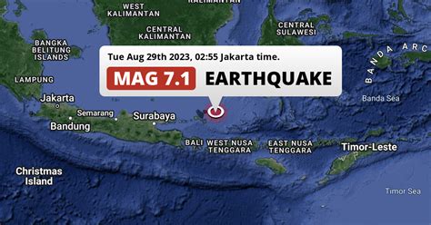 Unusually Powerful M71 Earthquake Hit In The Java Sea 252km From