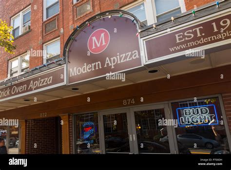 Modern Apizza New Haven Ct Why The State Street Legend Still Wins The